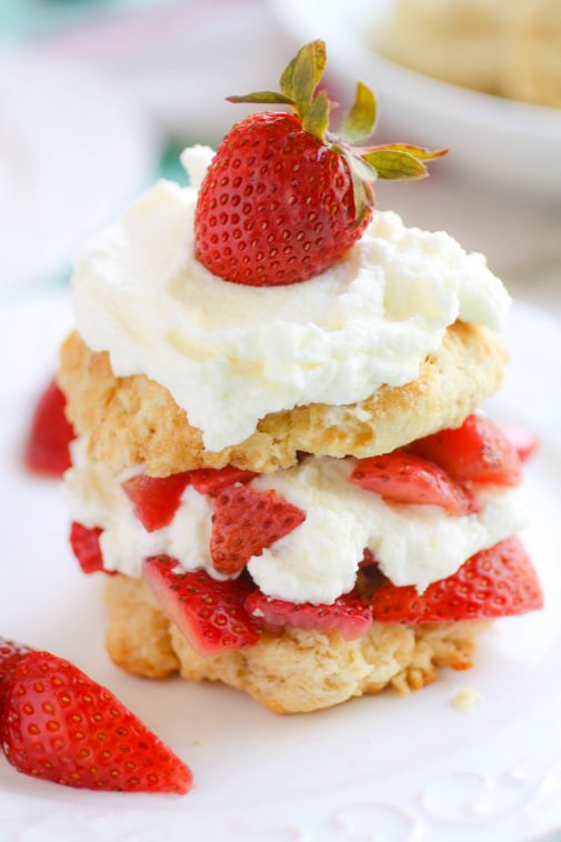 Ginger-Strawberry Shortcakes with Whipped Topping