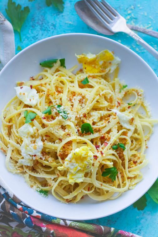 Spaghetti with Fried Eggs and Crunchy Breadcrumbs