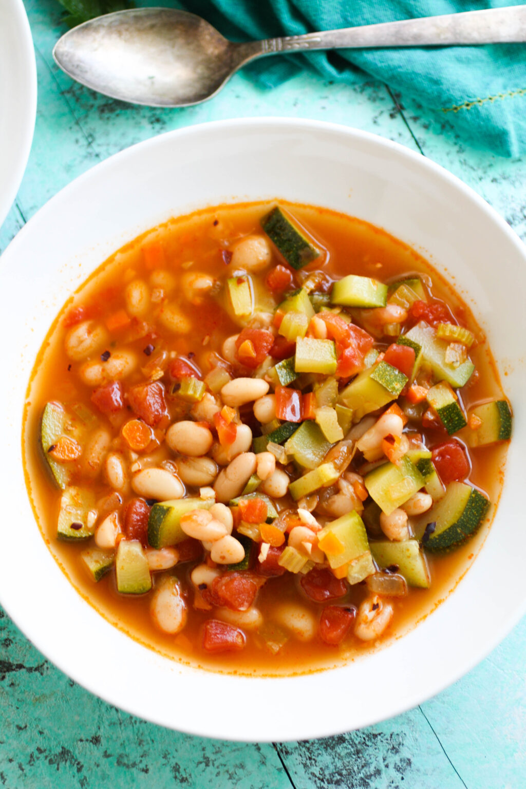 White Bean and Zucchini Soup